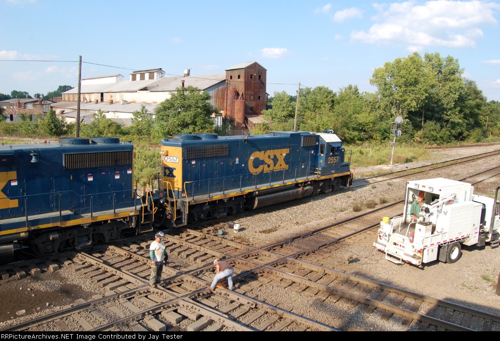 CSX 2557